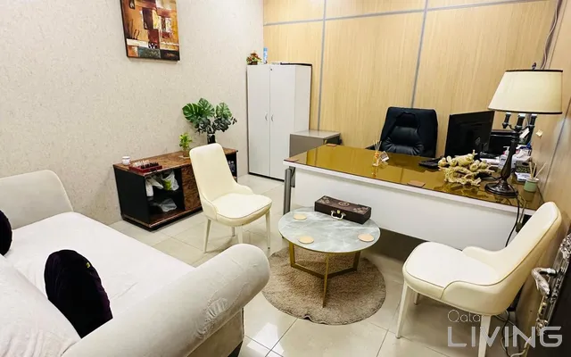 Office in Old Al Hitmi | Qatar Living