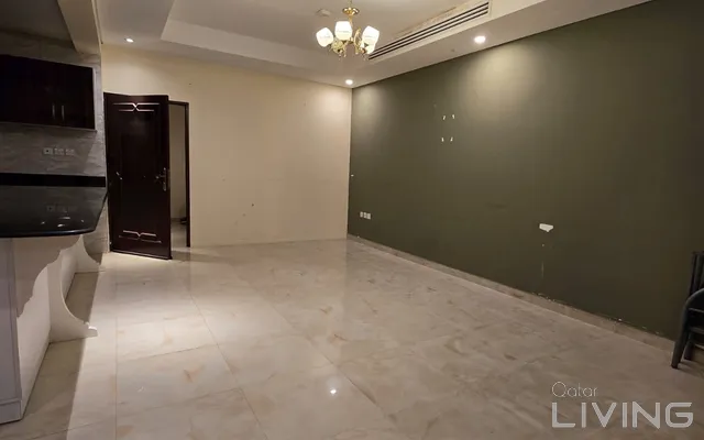 2 bhk available for families in wakra behind Tea time