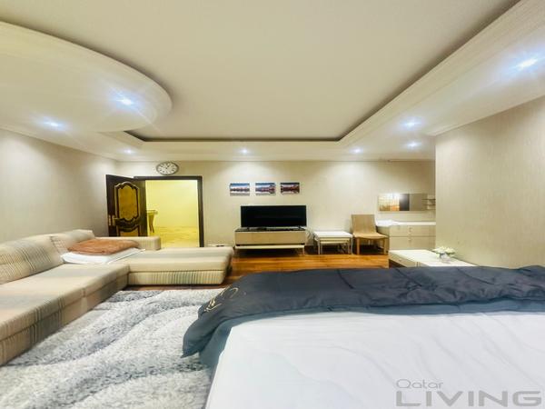 Deluxe Fully Furnished 1BHK in Aziziya - No Commission